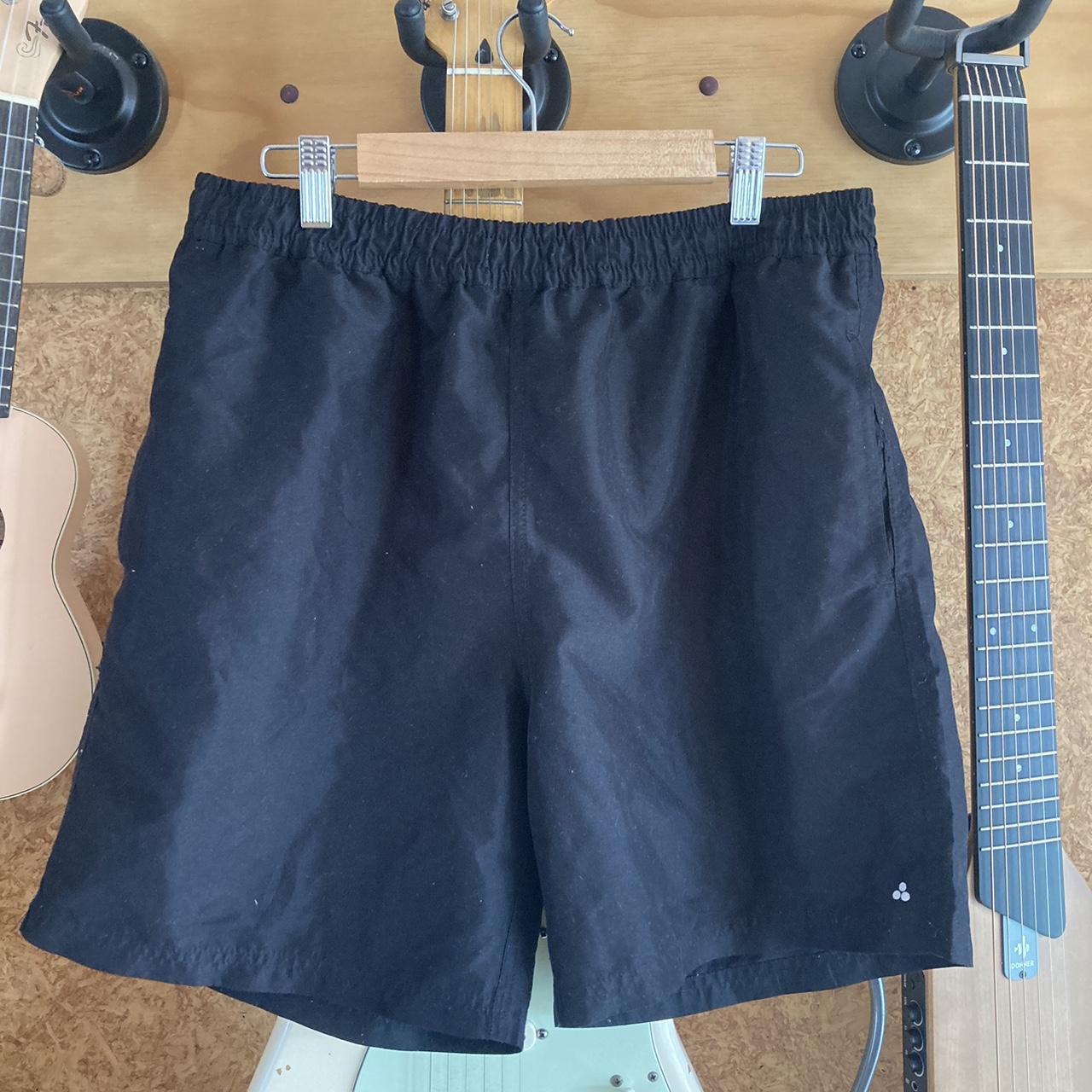 huffer board shorts size: L(fits medium) 100%... - Depop