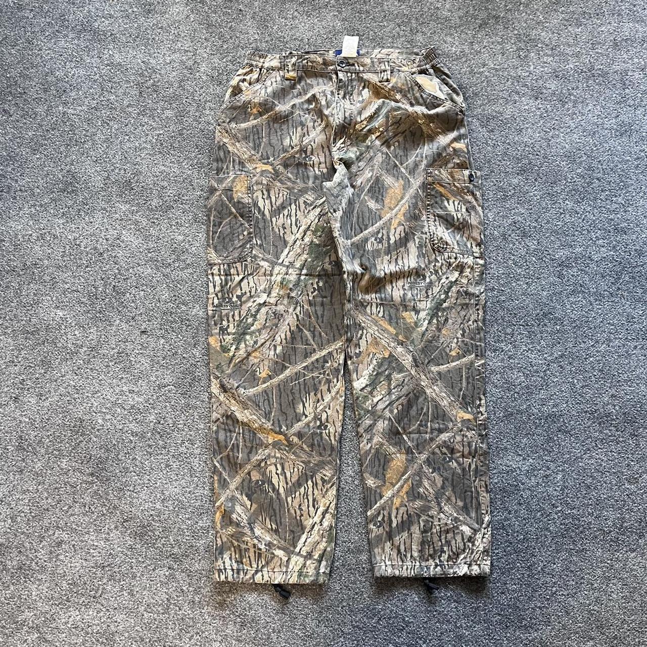 Vintage size 34 // large Camo pants tuff baggy fit /... - Depop