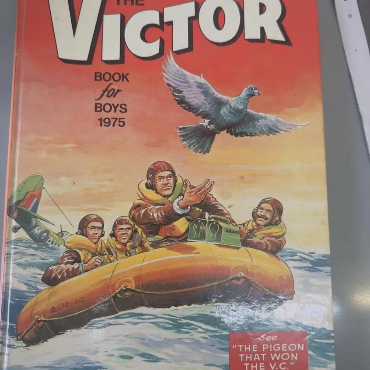 Two Victor Books For Boys 1974 And 1975 - Depop