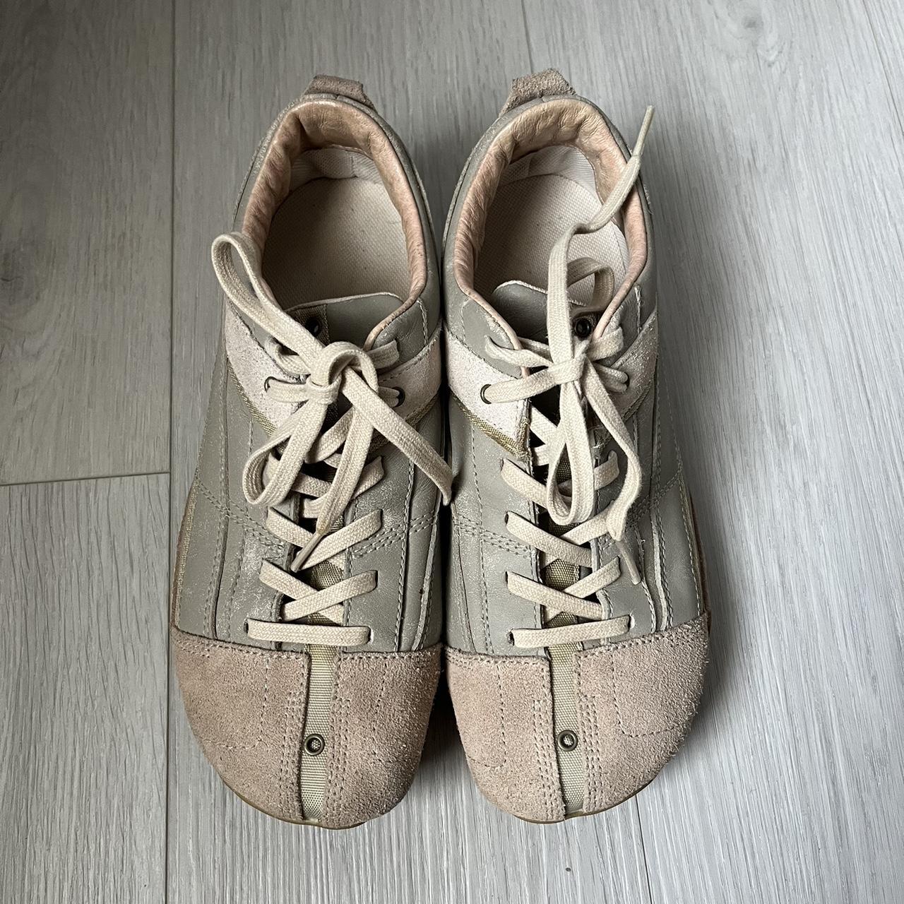 Diesel Women's Tan and Cream Trainers | Depop