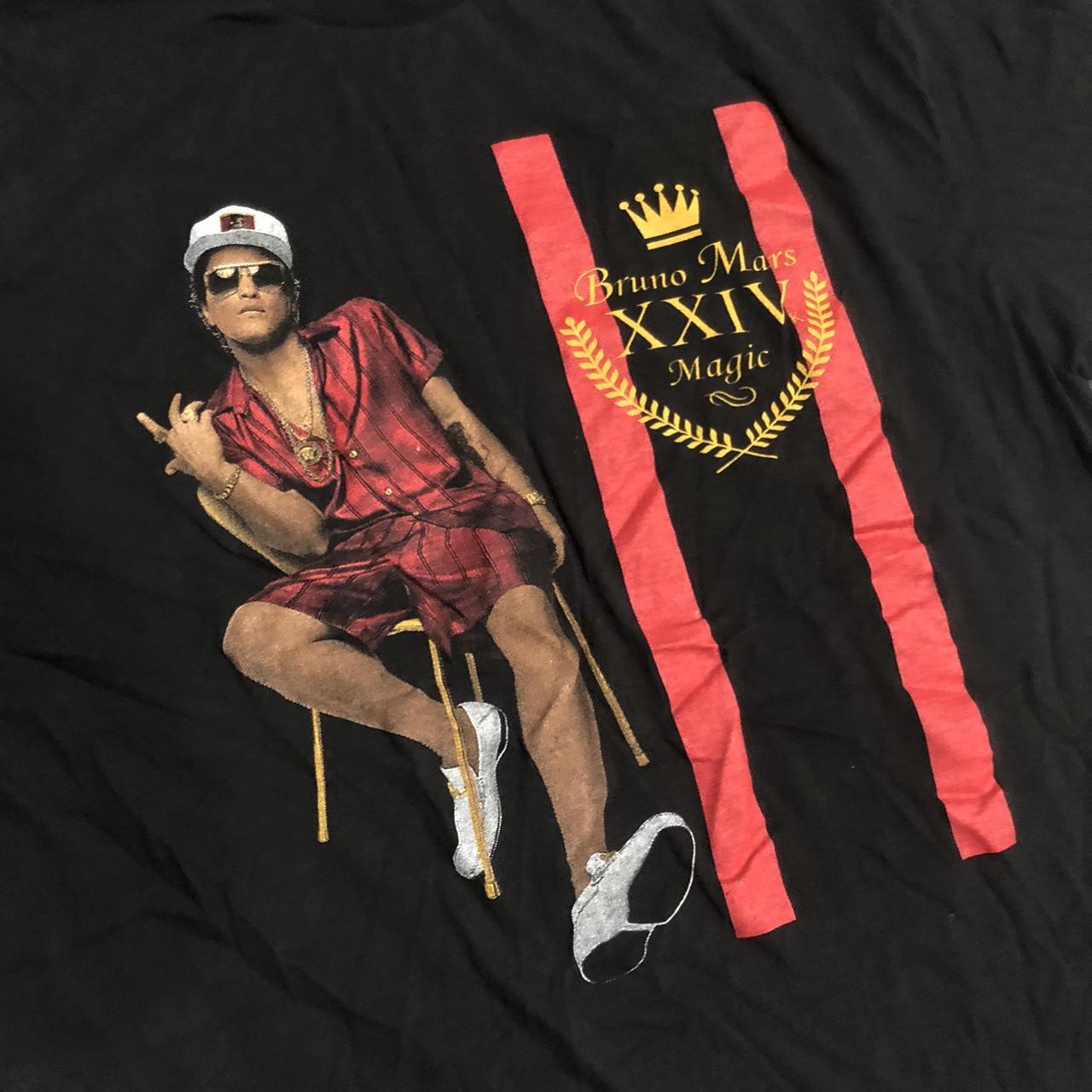 Vintage Y2K Bruno Mars Artist Singer World Tour Rap... - Depop