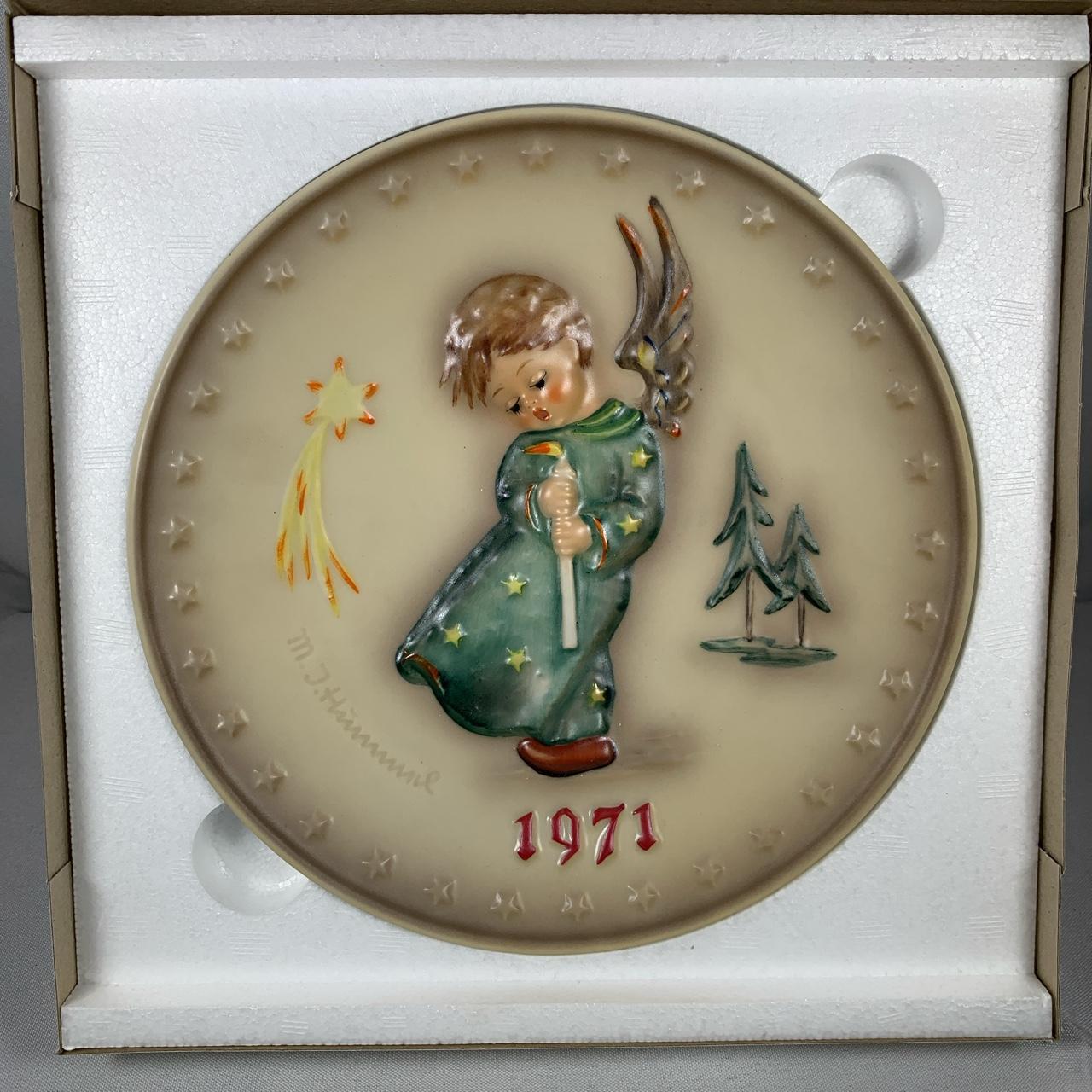 Hummel Plate #264 1971 With Original Box. First... - Depop