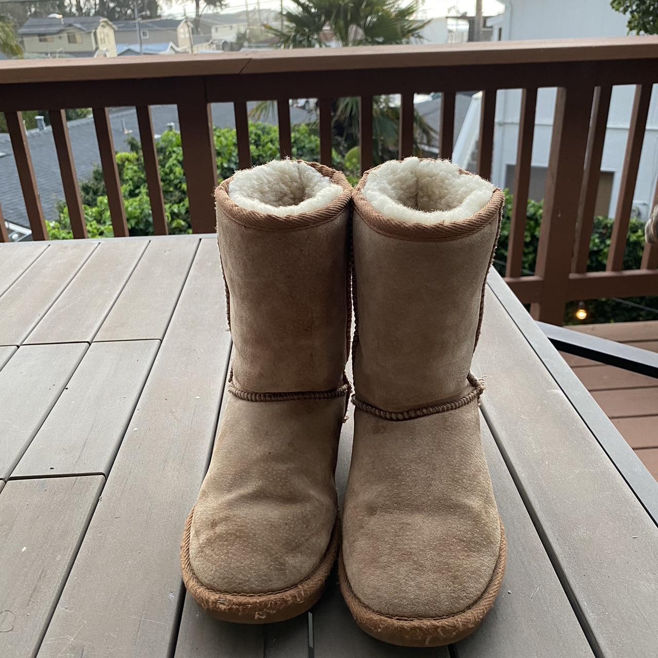 Super cute off brand Uggs They look exactly like... - Depop