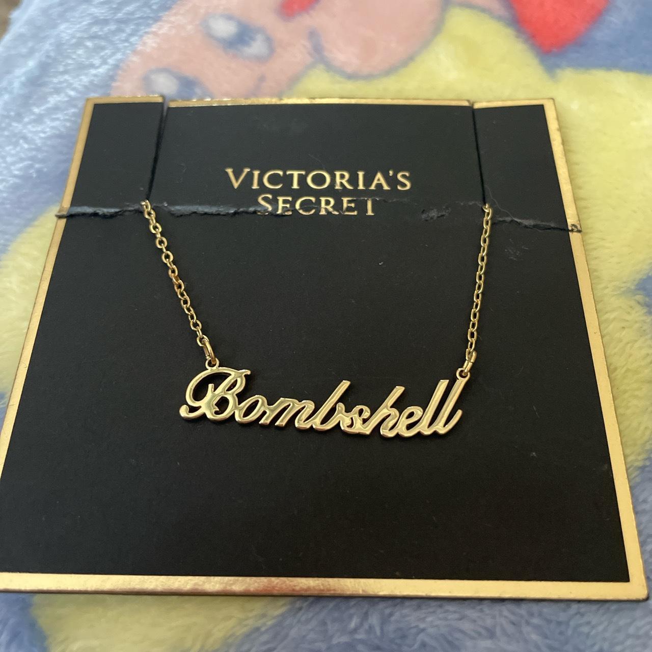 bombshell necklace victoria secret ~ in like new... - Depop