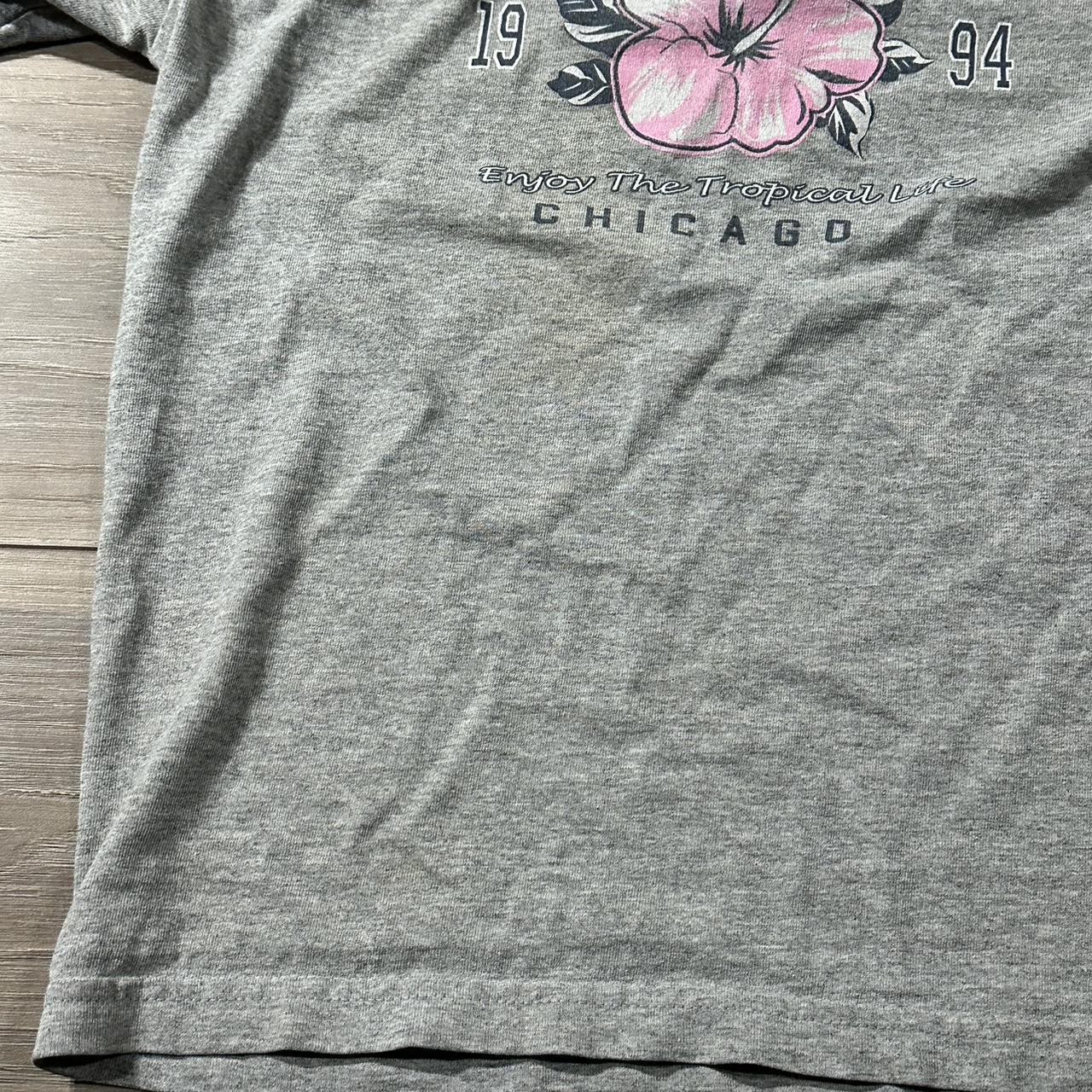 VIntage Women's Rainforest Cafe Tee Shirt -Pit to... - Depop