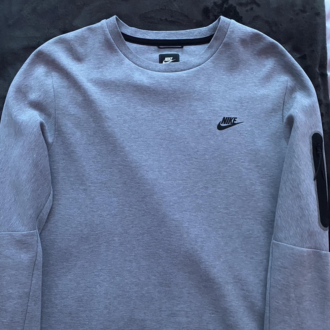 Nike Grey Tech Fleece Crewneck Jumper Size XL No... - Depop