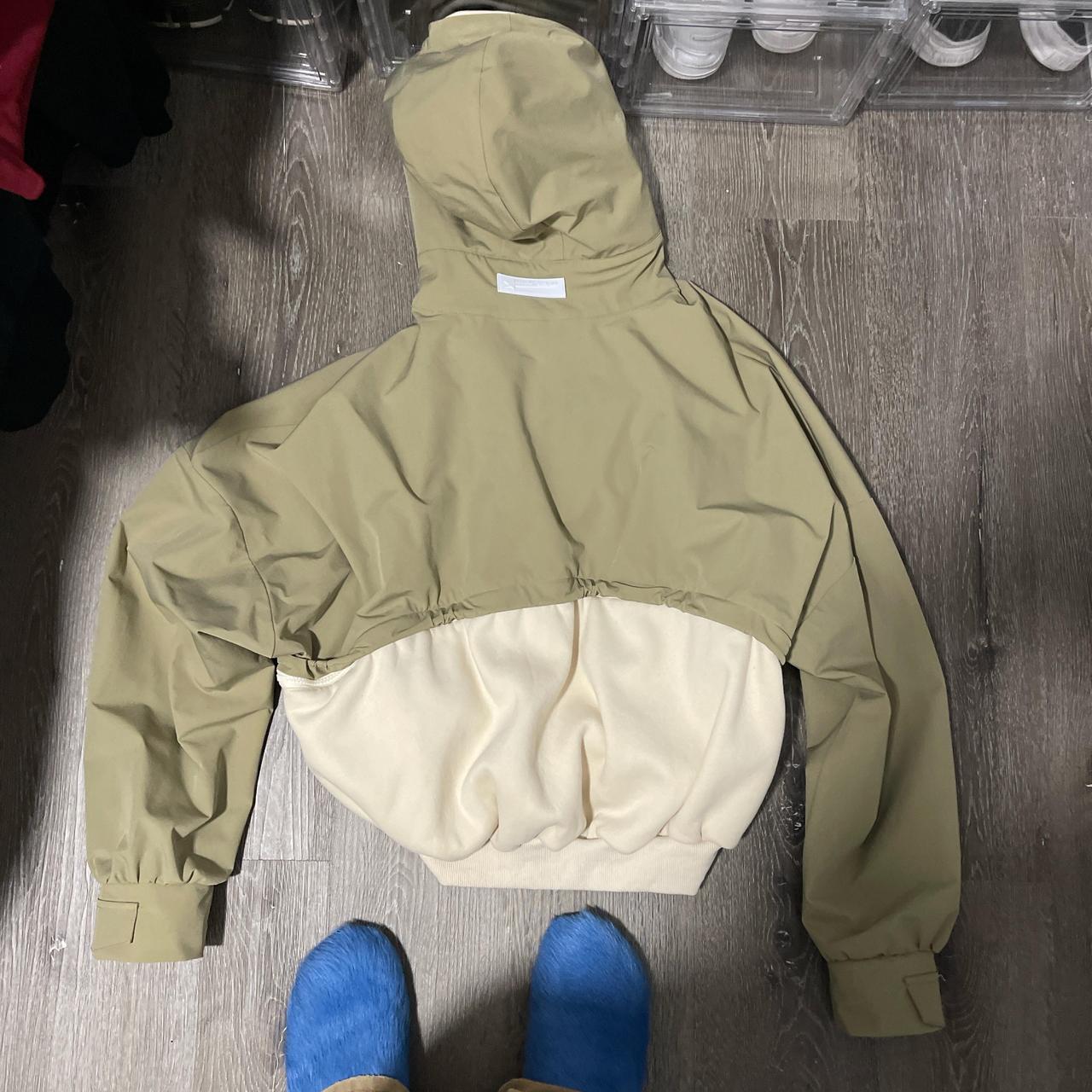 Convertible Cropped boxy fit Jacket/hoodie A lot of... - Depop