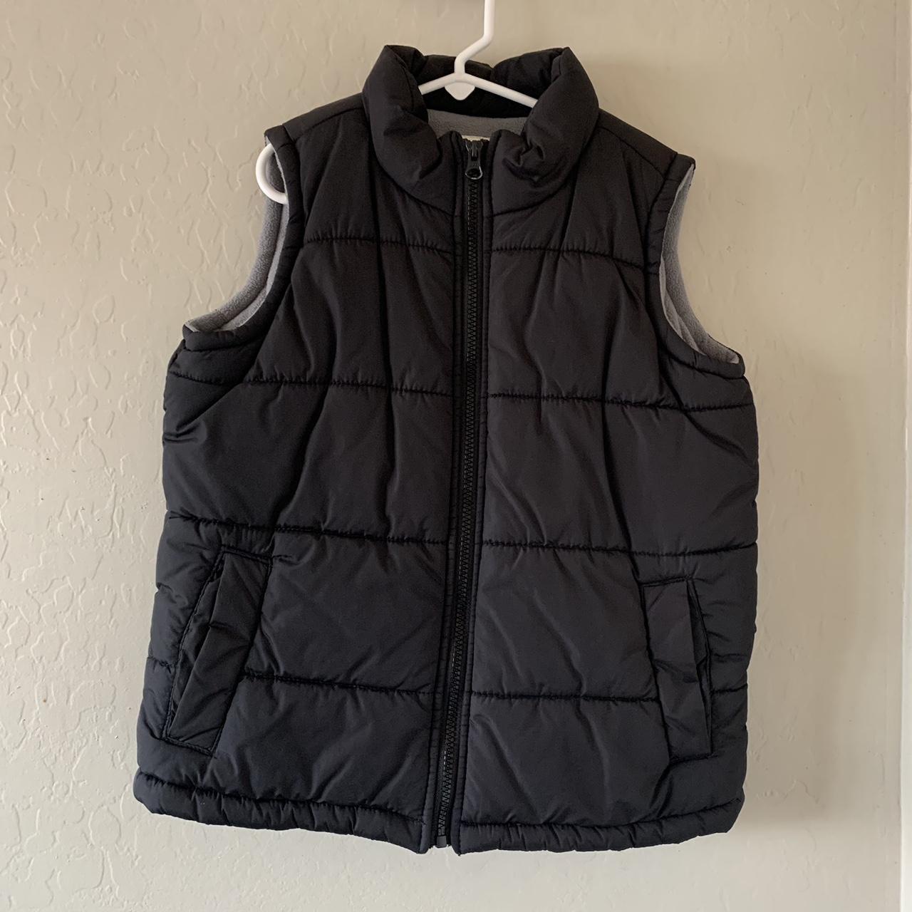 Old navy puffer vest with fleece inside, super cute... - Depop