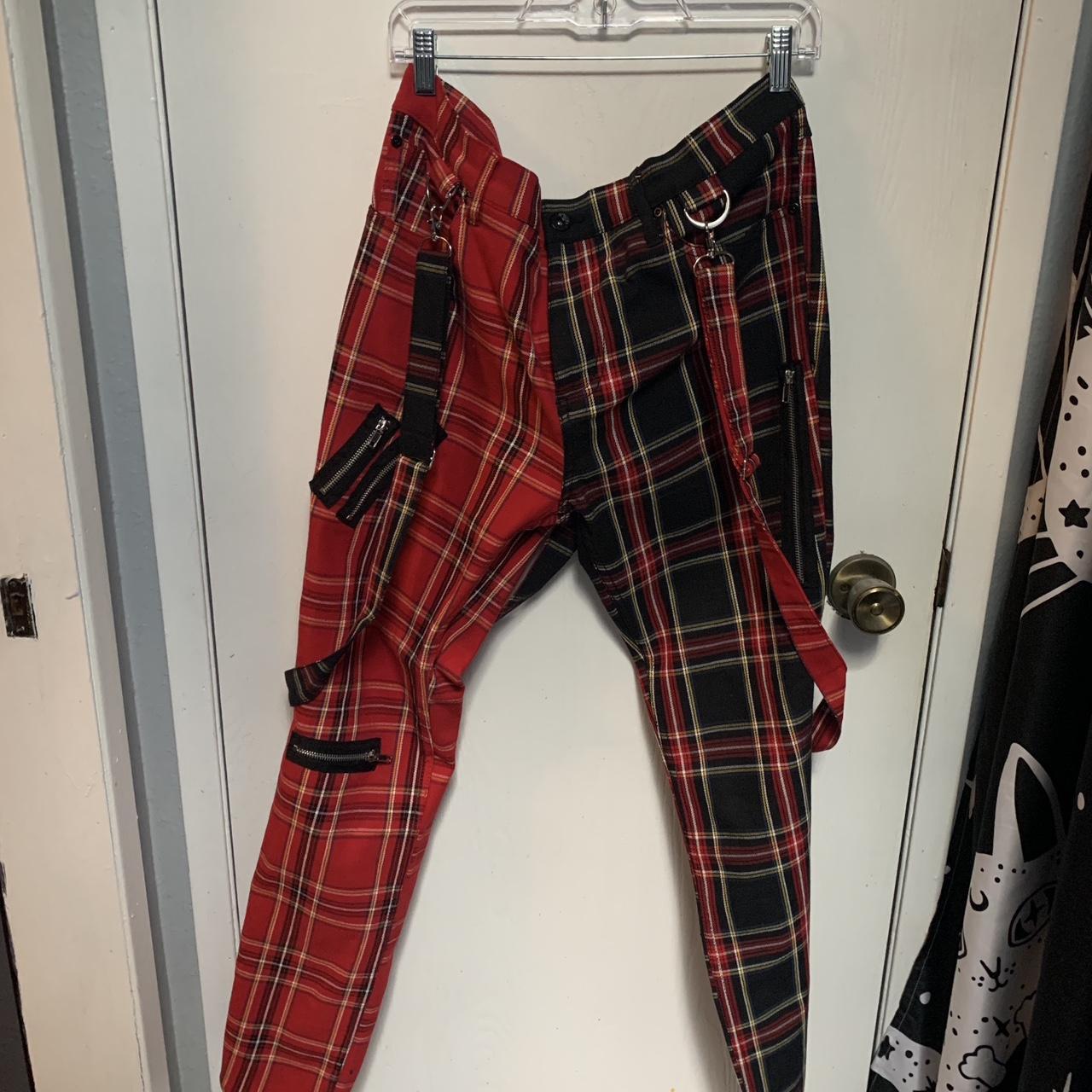 Hot Topic Men's Red and Black Jeans | Depop