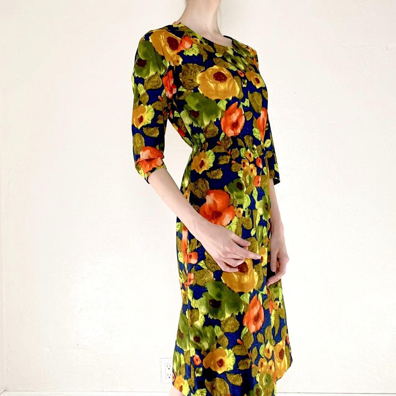 💙💚🧡 VINTAGE 60s floral dress 💙💚🧡 This GORGEOUS... - Depop
