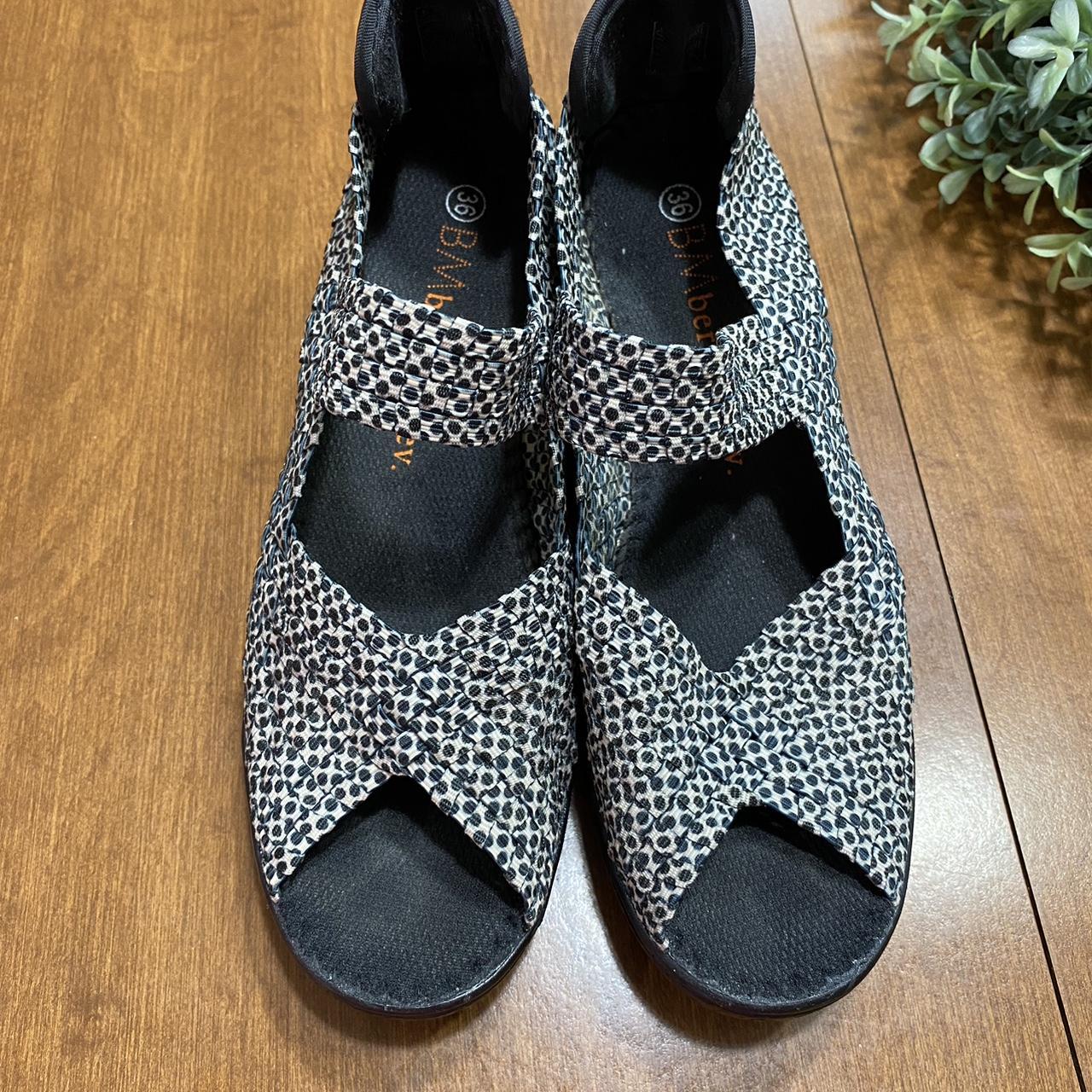 Bernie Mev Women's Black and White Sandals | Depop