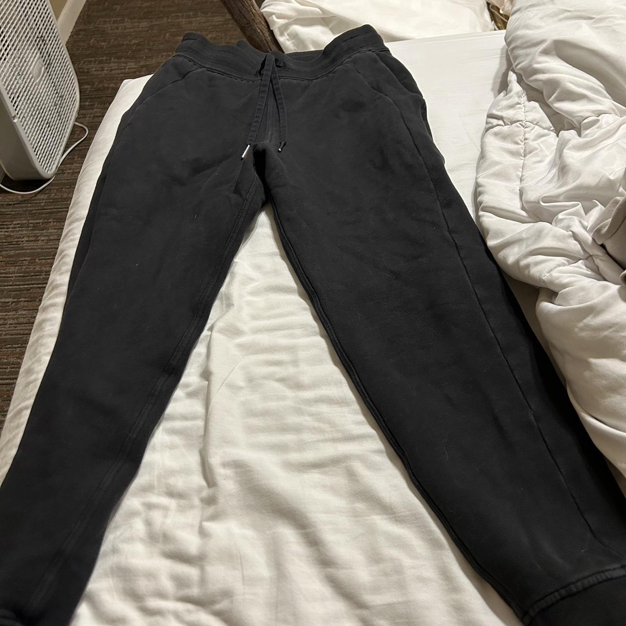 lululemon black scuba sweatpants - Depop