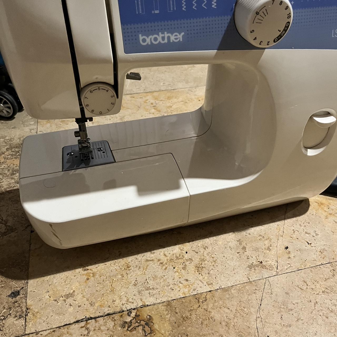 Brother LS-2125 sewing machine -somewhat tested and... - Depop