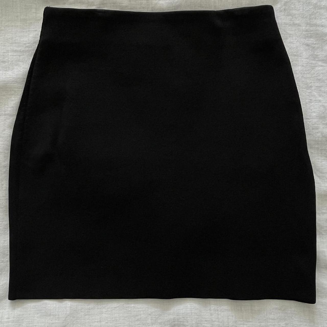 COS mini skirt -size Xs -stretchy skirt -new never... - Depop