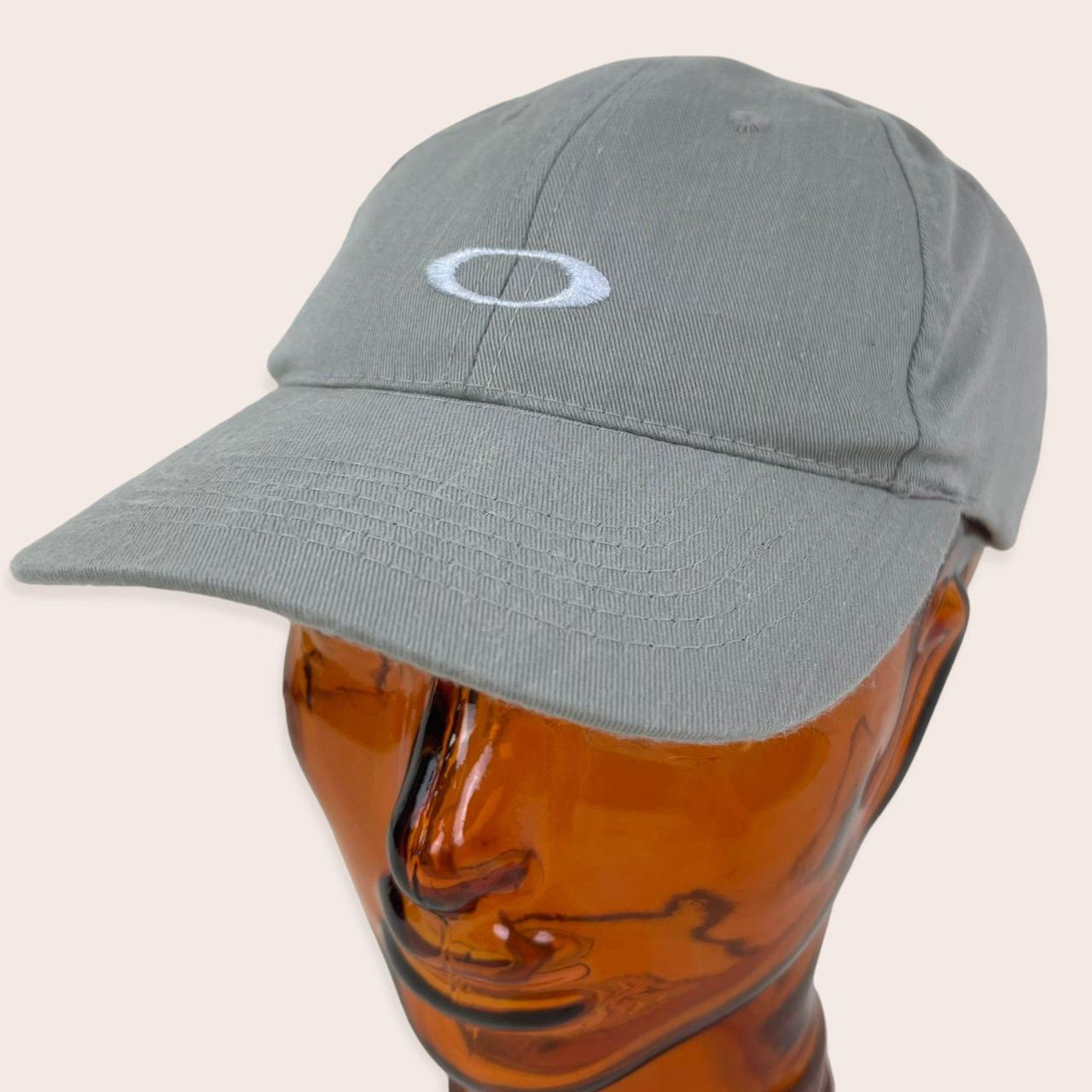Oakley Embroidered Logo Grey Cap - One size Made... - Depop