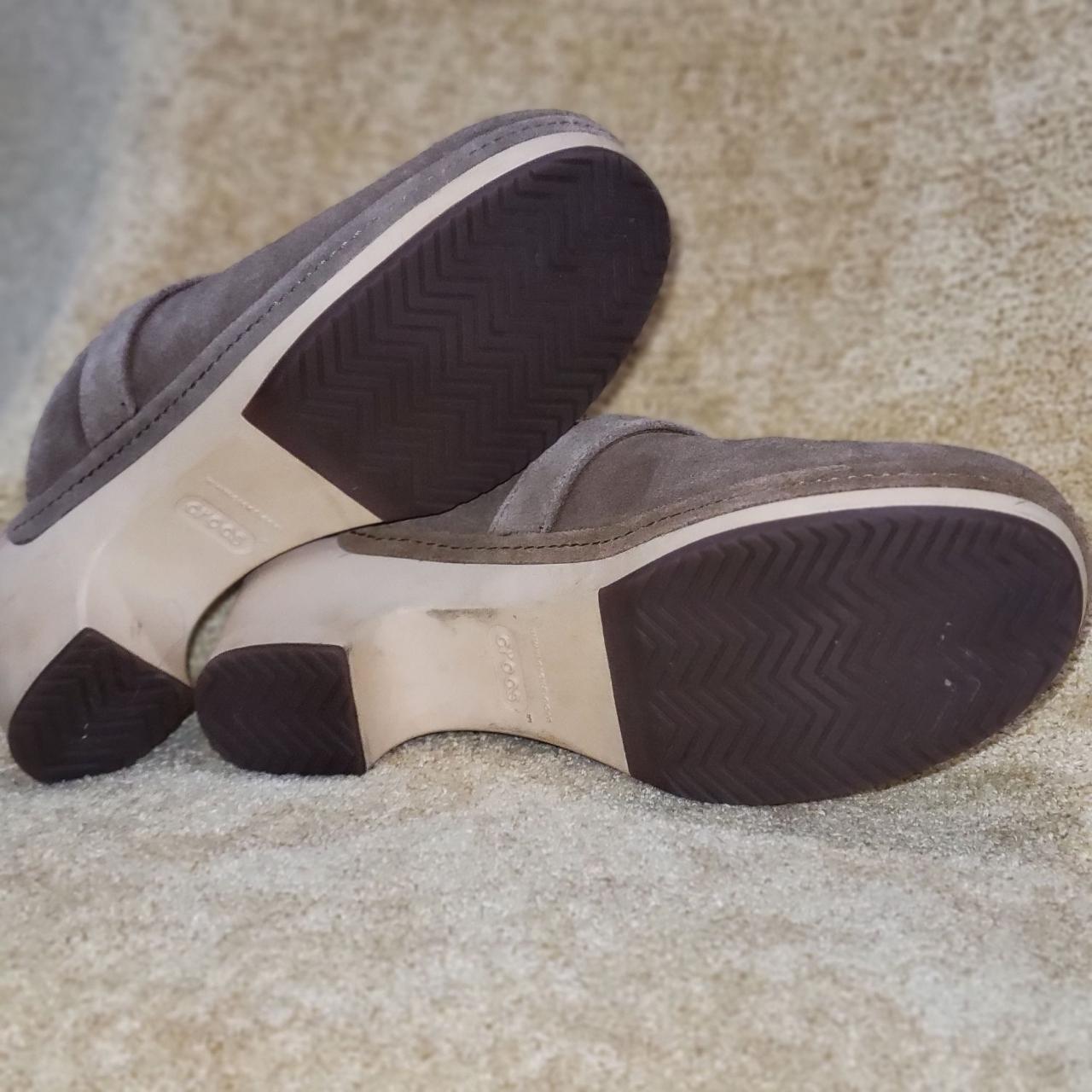 Crocs Sarah Suede Clogs Wedges Beige Tan size... - Depop