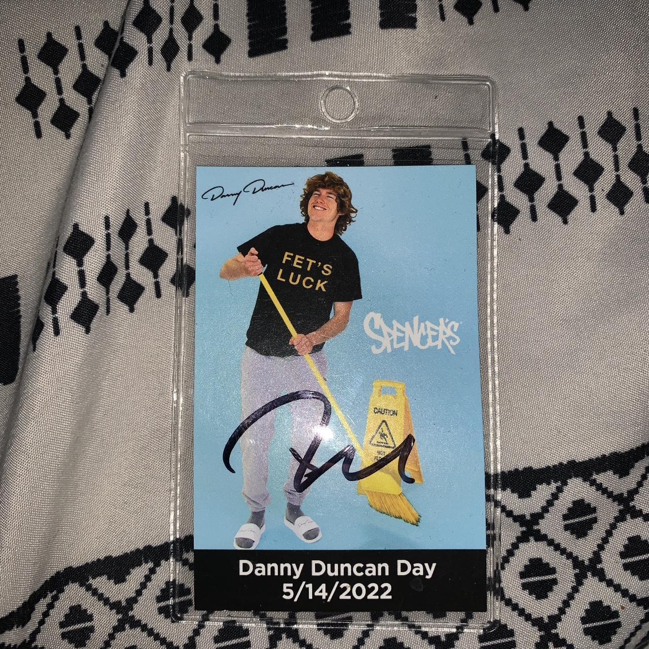 Danny Duncan Spencer’s signed card Doesn’t come... - Depop