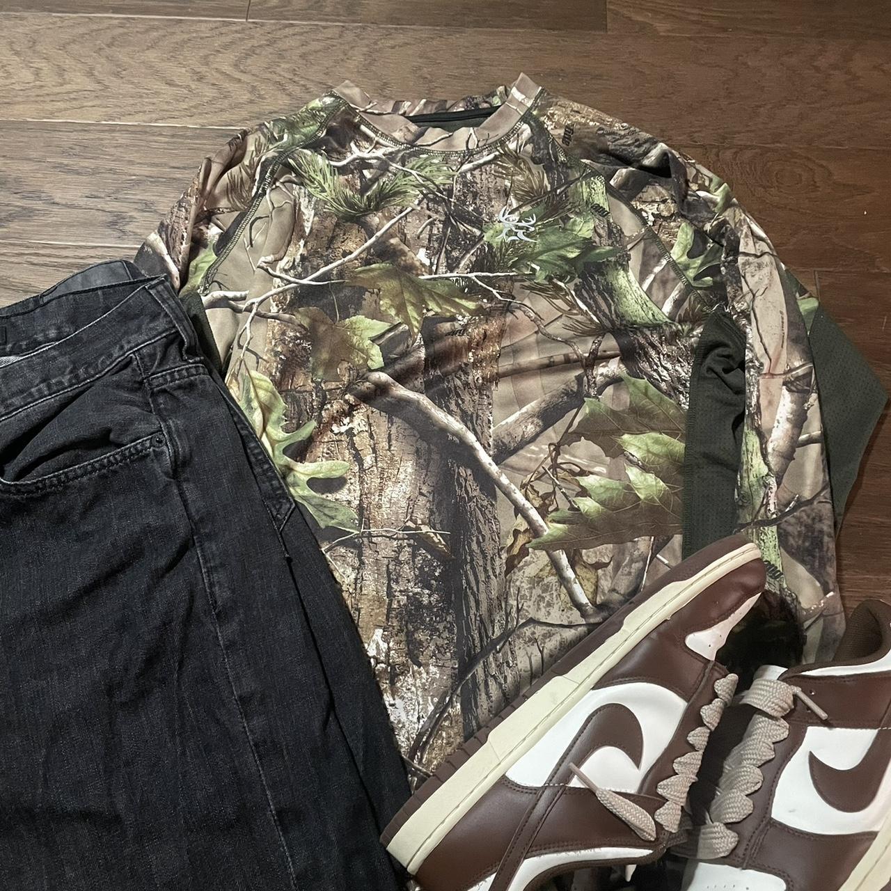 Real Tree Came Long Sleeve... - Depop