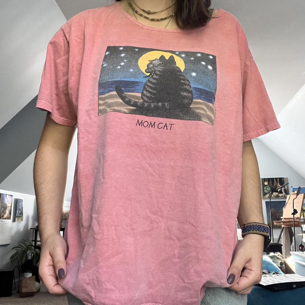 “Mom cat” pink tee shirt XXL - Depop