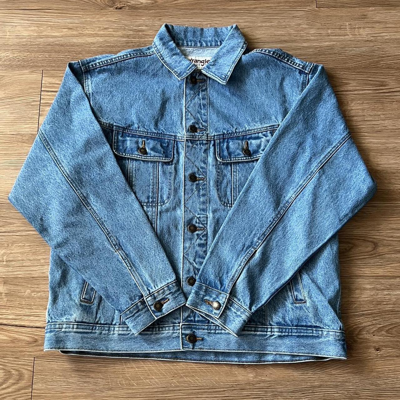 Vintage Wrangler jean jacket Measurements: length... - Depop