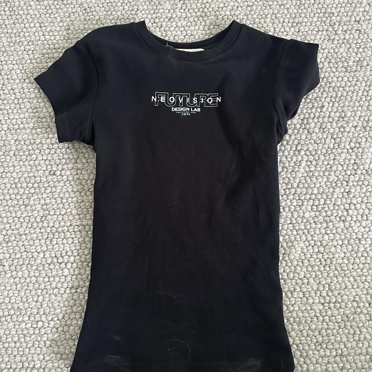 neovision top | Depop