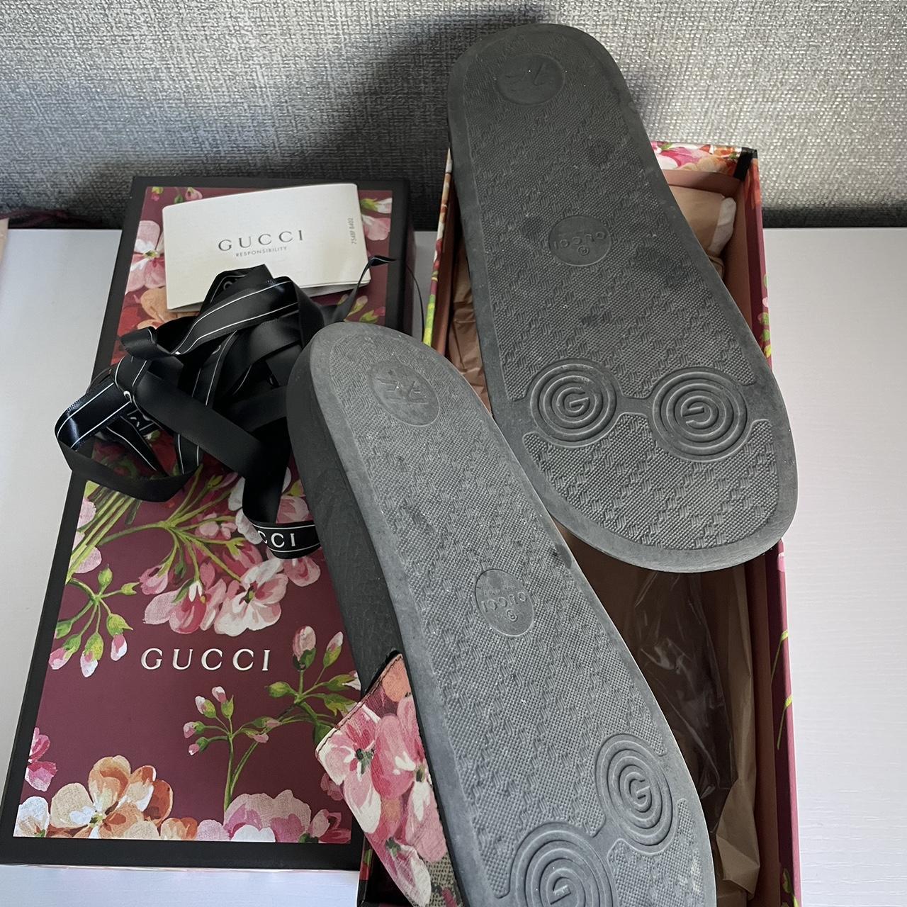 Selling this Gucci Bloom Supreme Sliders 🌺 • Comes... - Depop