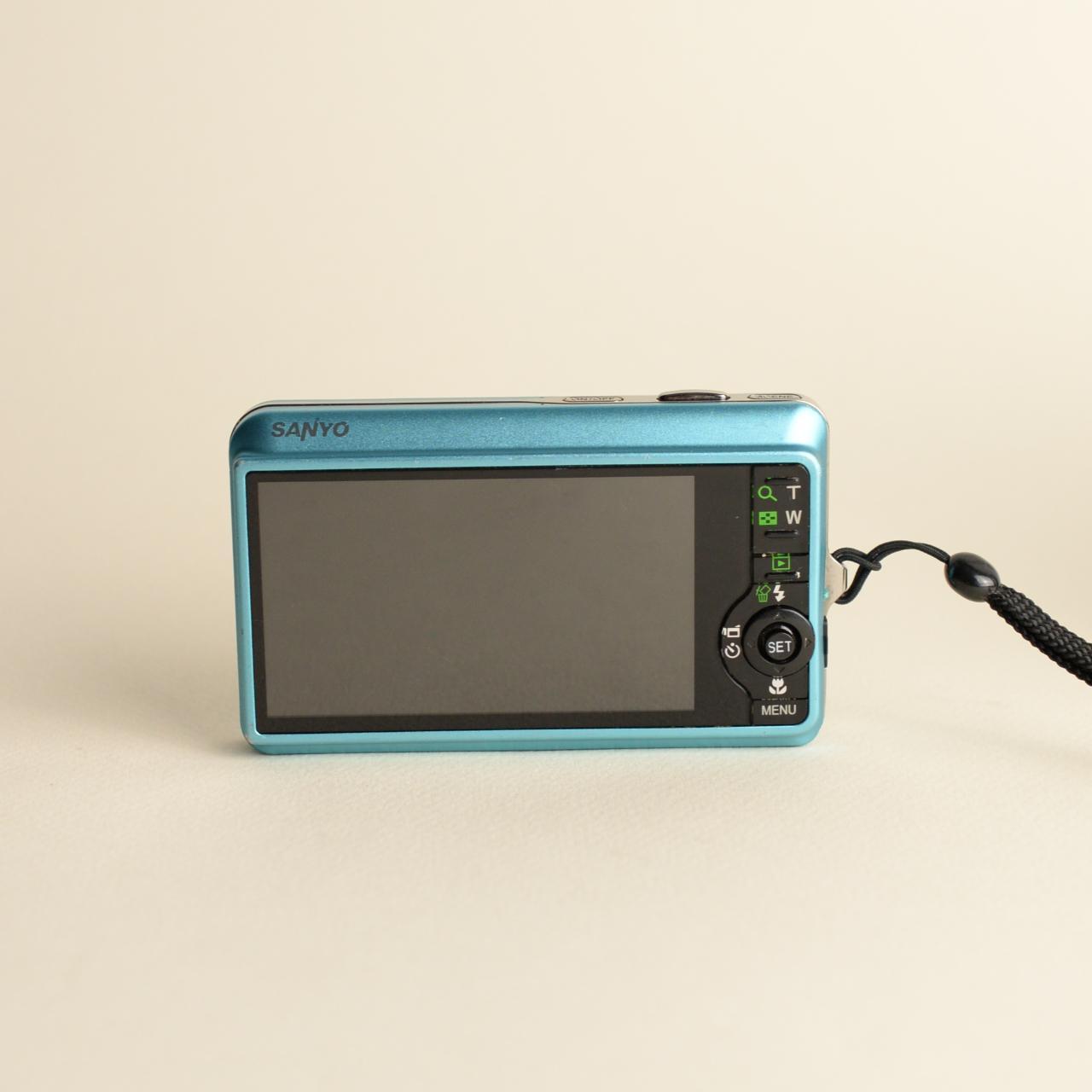 Sanyo X1400 | 14MP Digital camera with SD Card ... - Depop