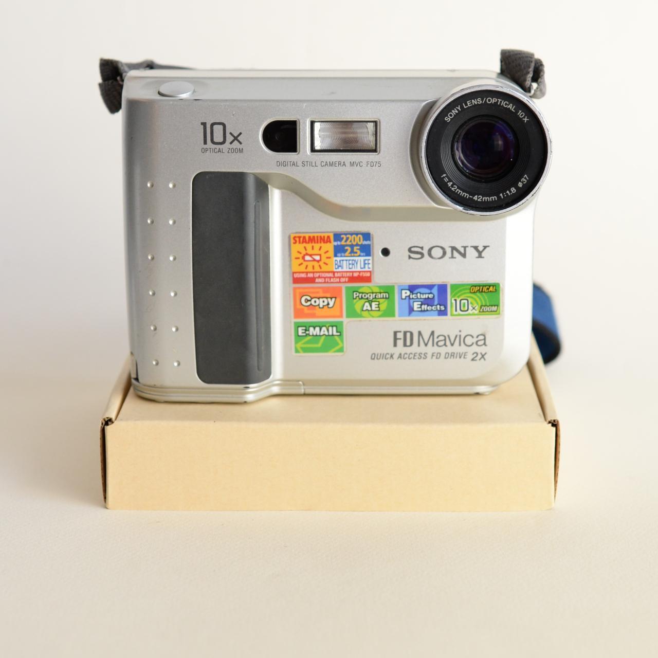 Sony FD Mavica MVC-FD75 | 0.3MP Digital Still... - Depop