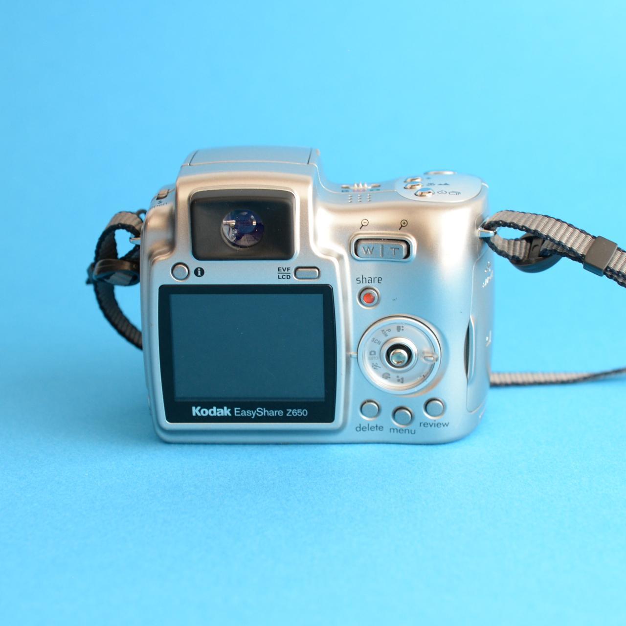 Kodak EasyShare Z650 | 6MP Digital camera with SD... - Depop