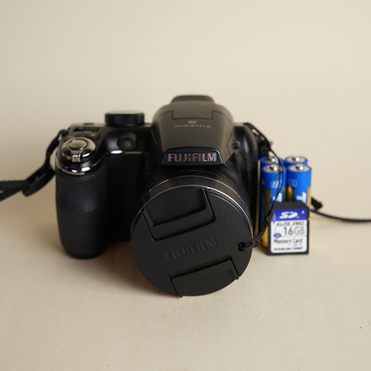 Fujifilm FinePix S4300 | 14MP Digital camera |... - Depop