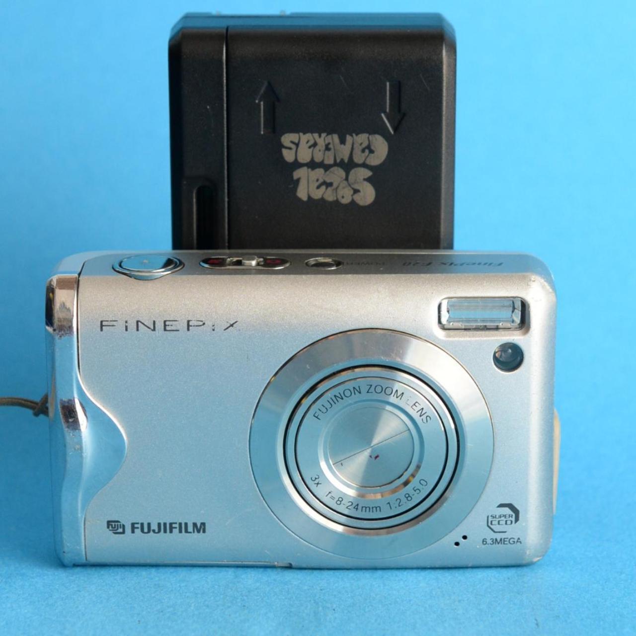 Fujifilm Finepix F20 | 6.3MP Digital Camera | Read... - Depop