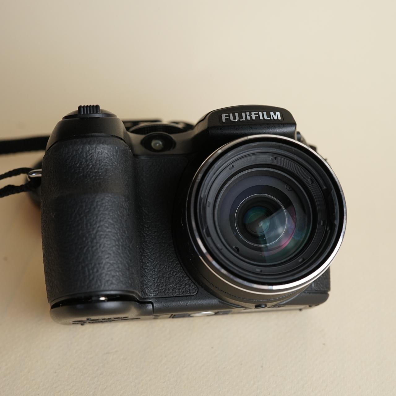 Fujifilm FinePix S1000fd | 10MP Digital Camera |... - Depop