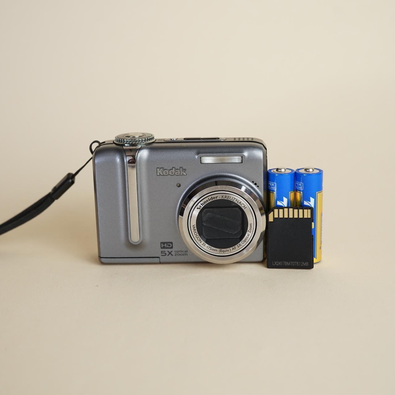 Kodak EasyShare Z1275 Digital Camera | 12.1MP |... - Depop