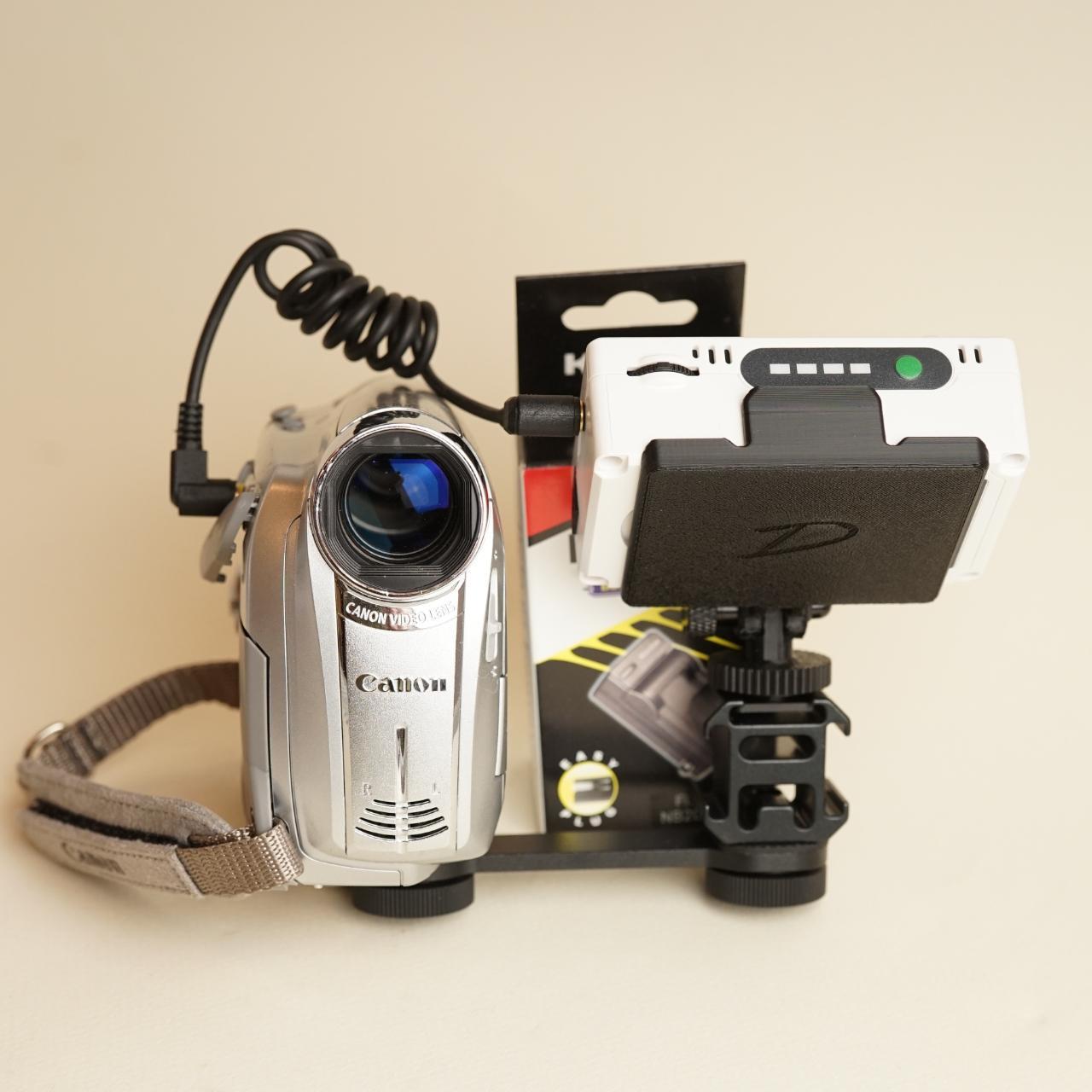 Canon ZR800 Camcorder | Tapeless Mini DV Camcorder... | Depop