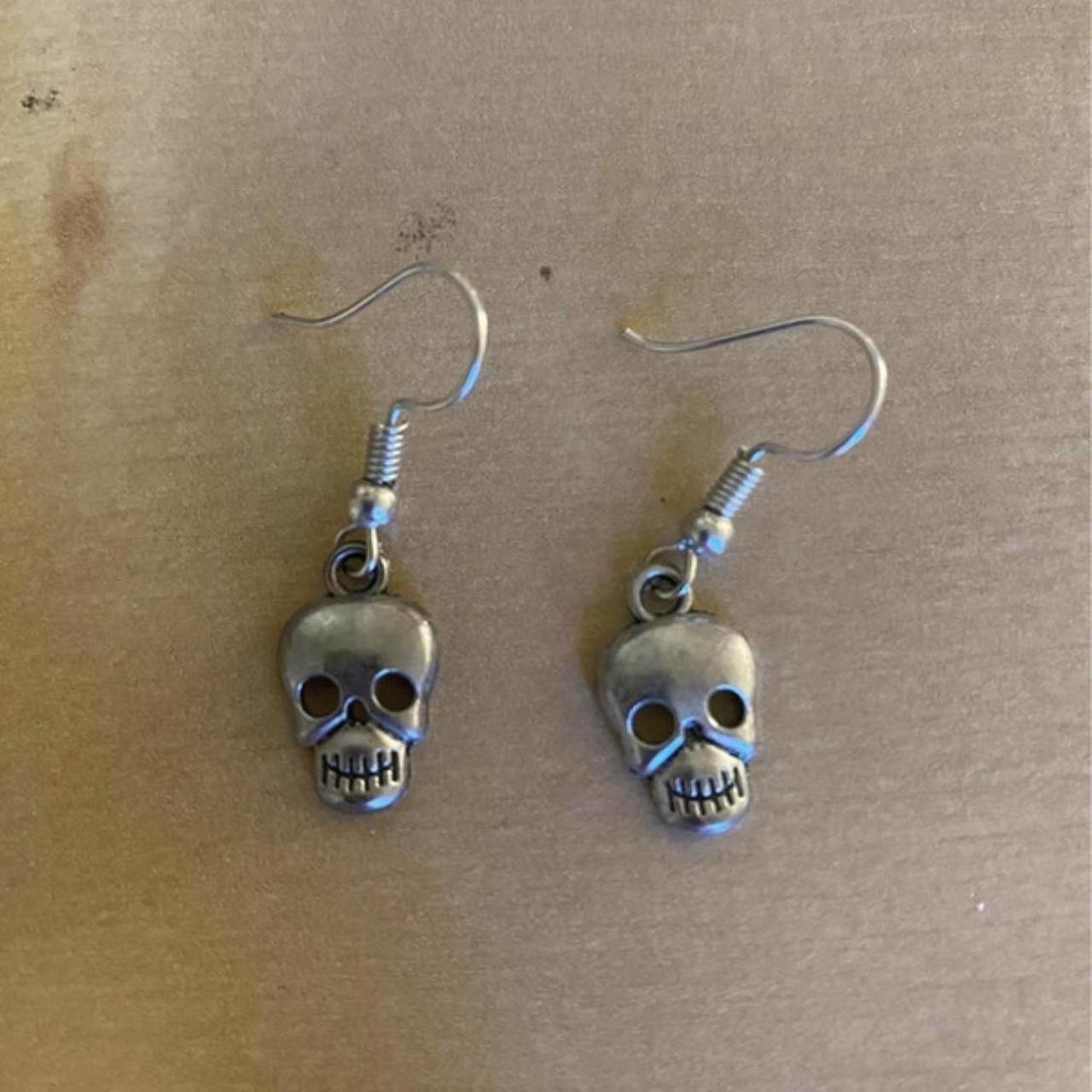 silver tone skeleton skull head halloween dangly... - Depop