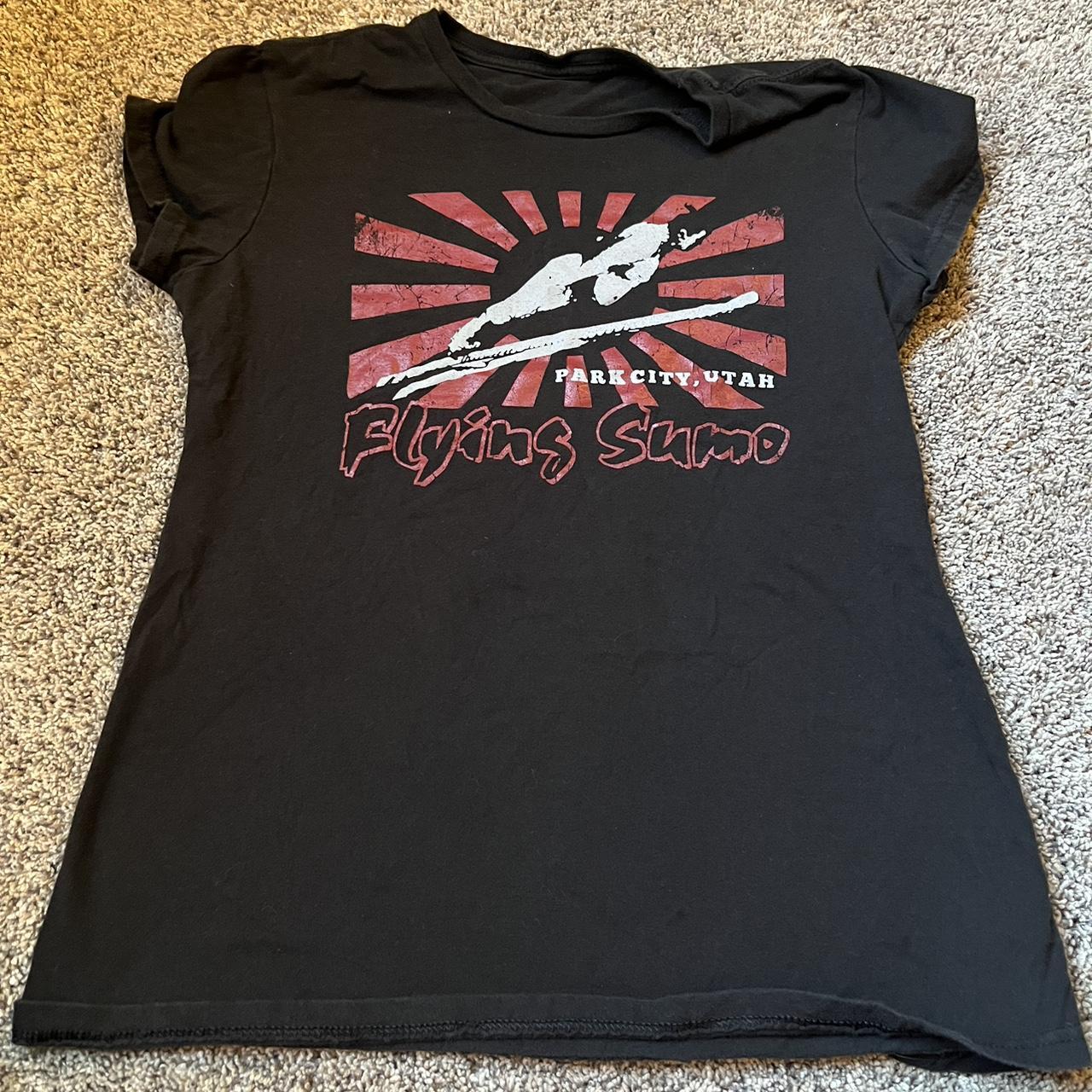 “Flying Sumo” tshirt No tag but fits a xs-m - Depop