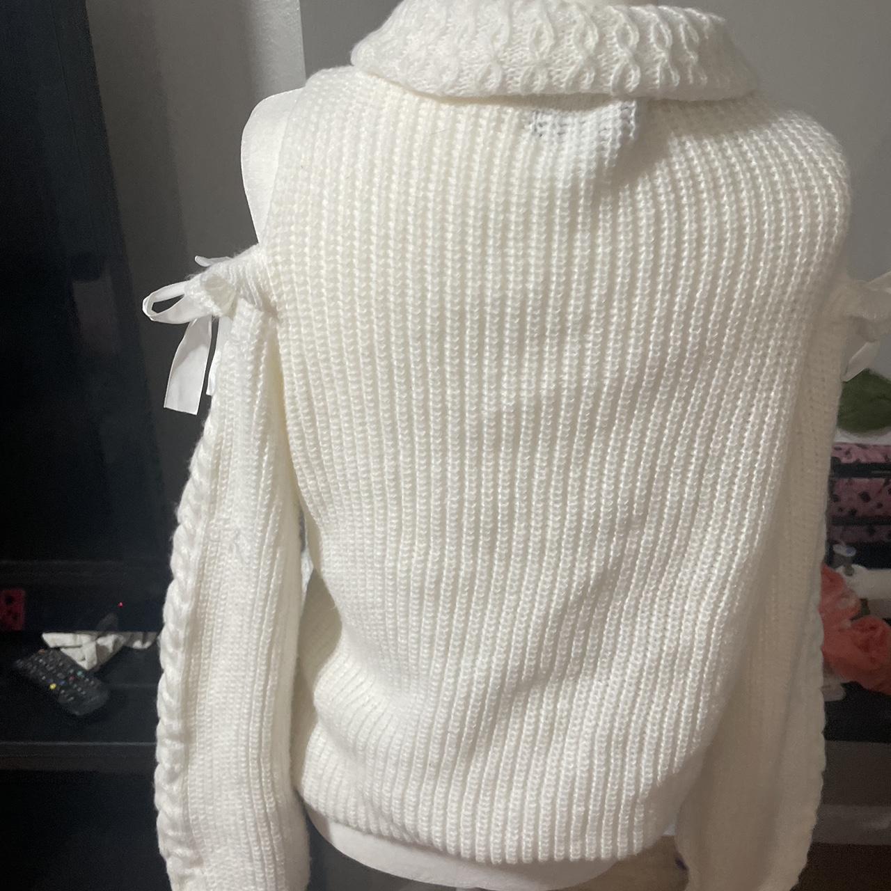 Jirai kei ryousangata sweater size M very stretchy... - Depop