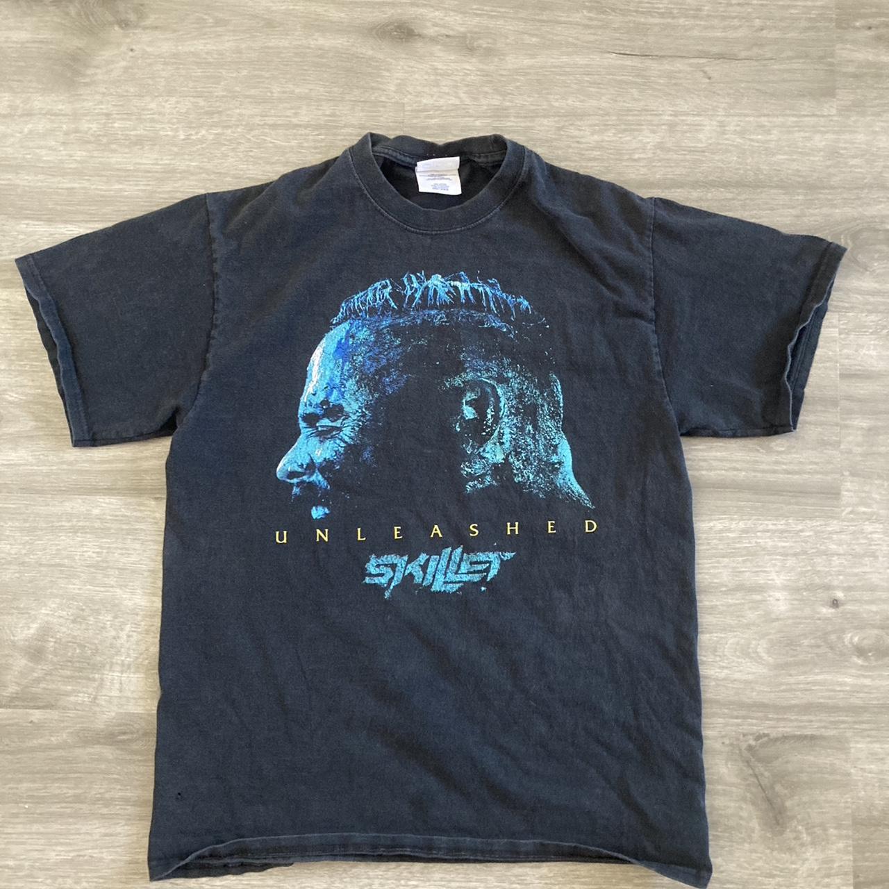 VINTAGE MEDIUM BLACK SKILLET UNLEASHED T! perfect... - Depop