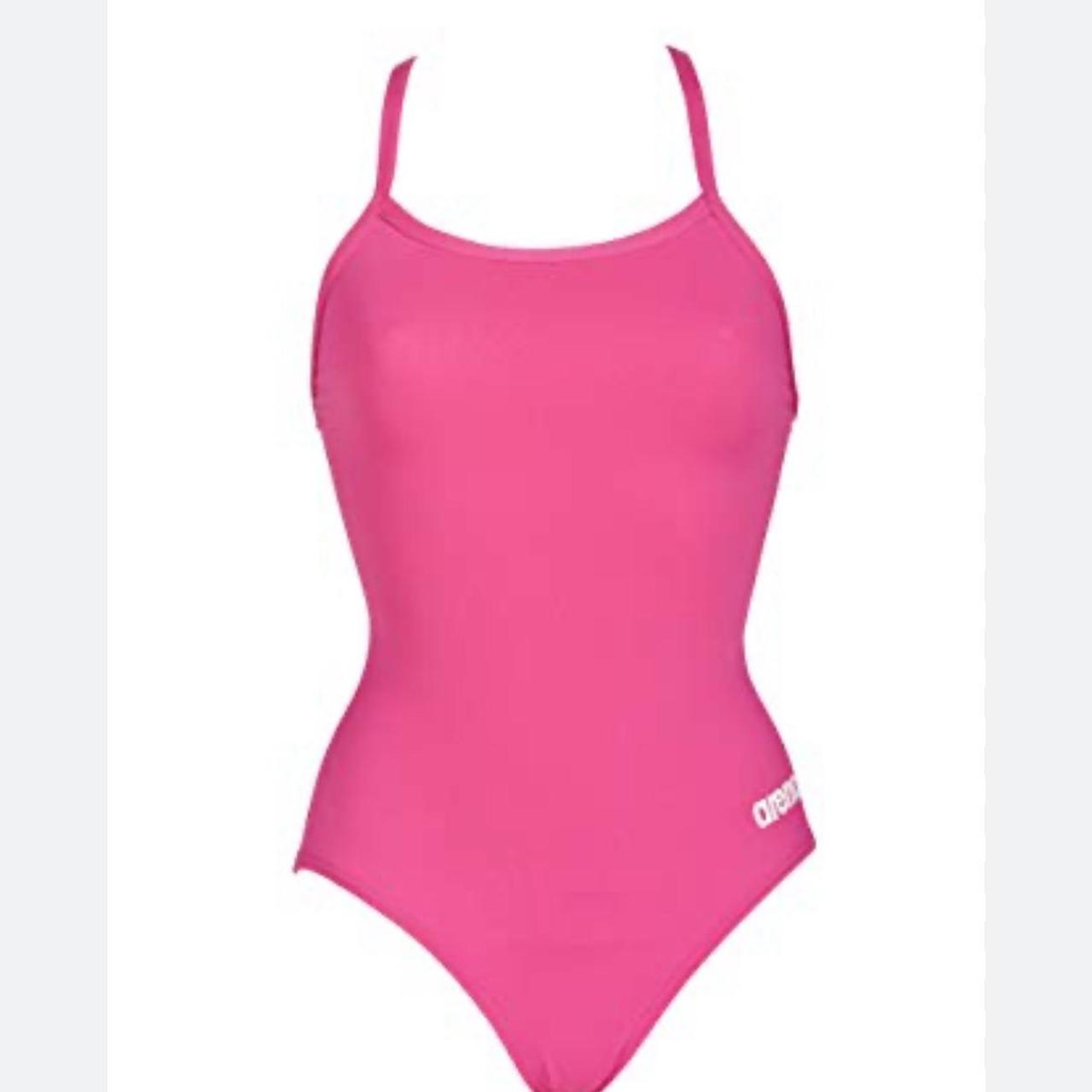 Arena racer back swim suit 26 Really great for... - Depop