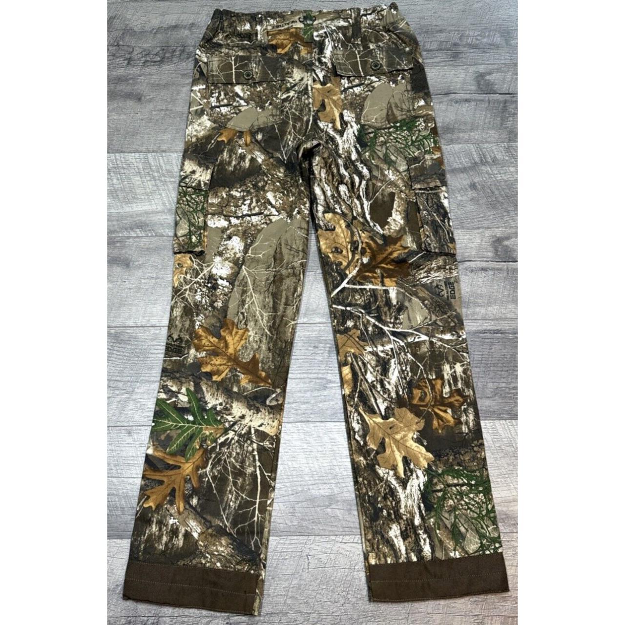 Realtree Edge cargo pants for boys, size extra... - Depop