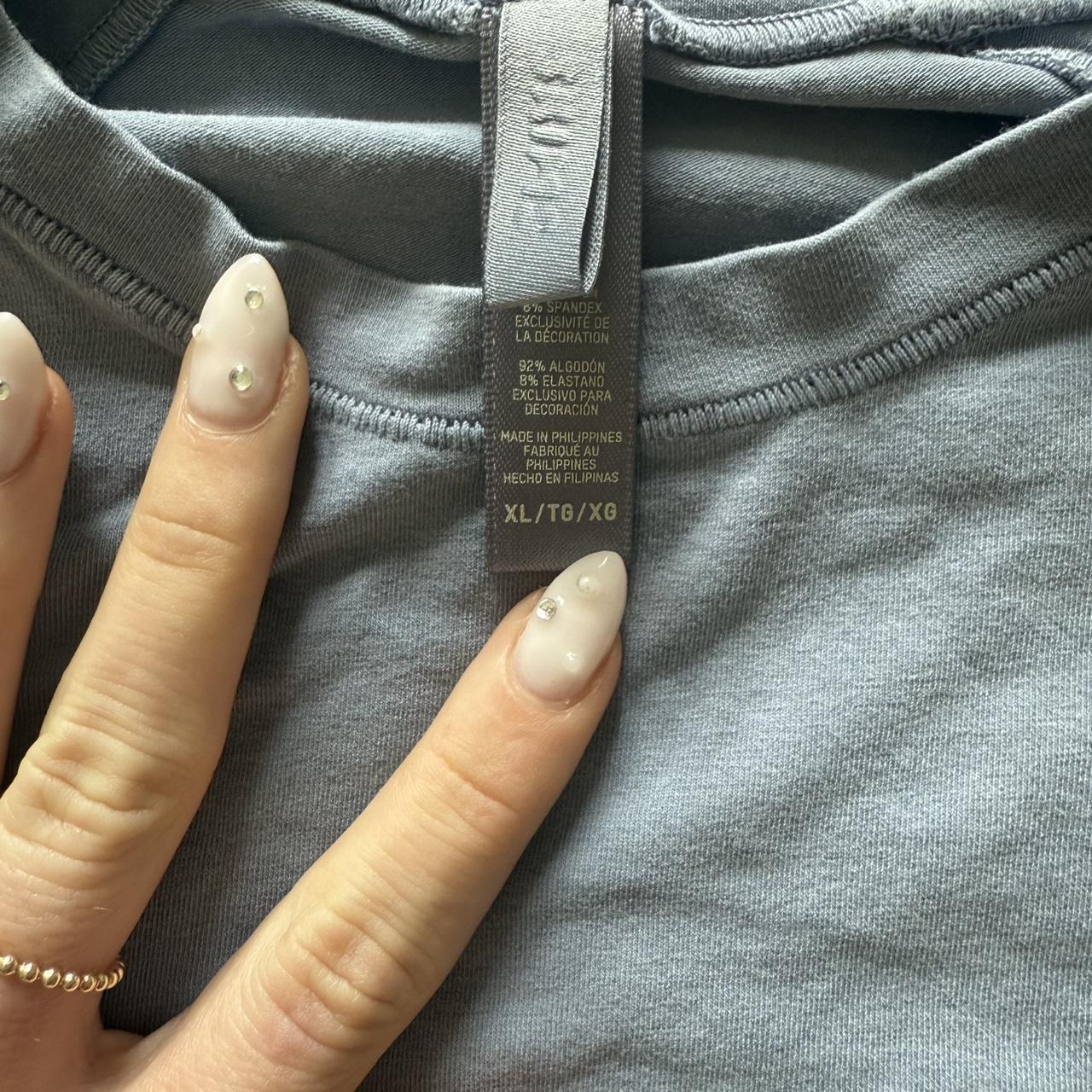 Skims Grey/Blue Cropped Relaxed Tee Size XL | Depop