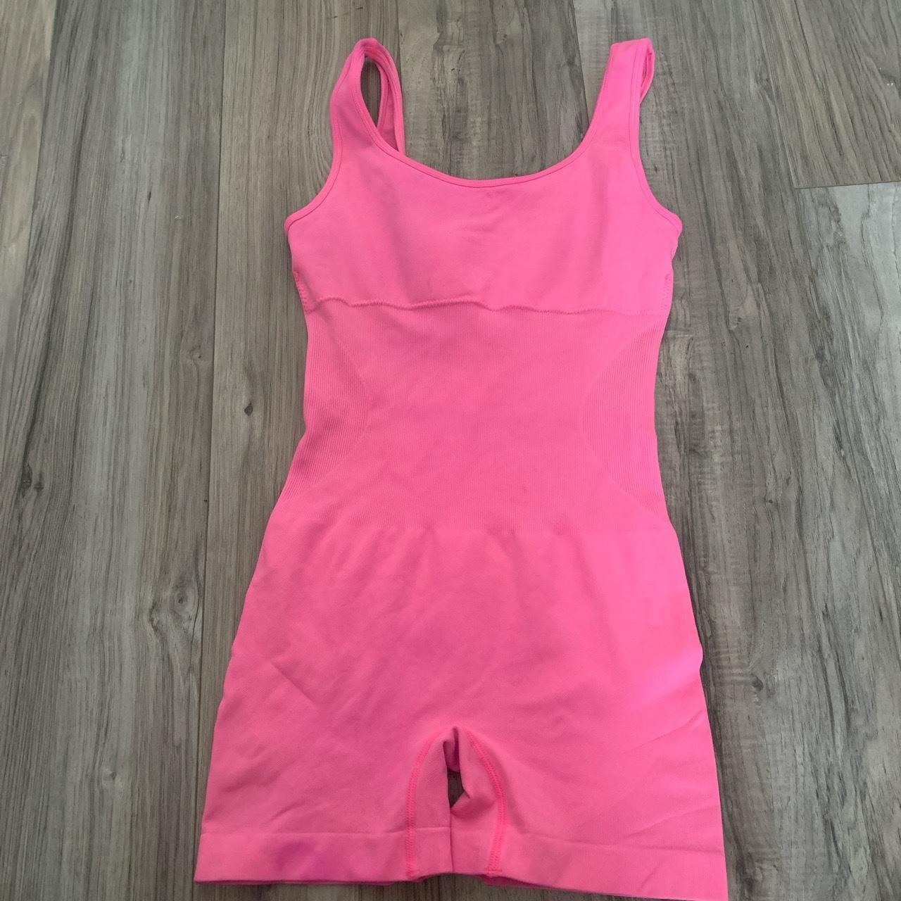 neon pink bodysuit very flattering - Depop