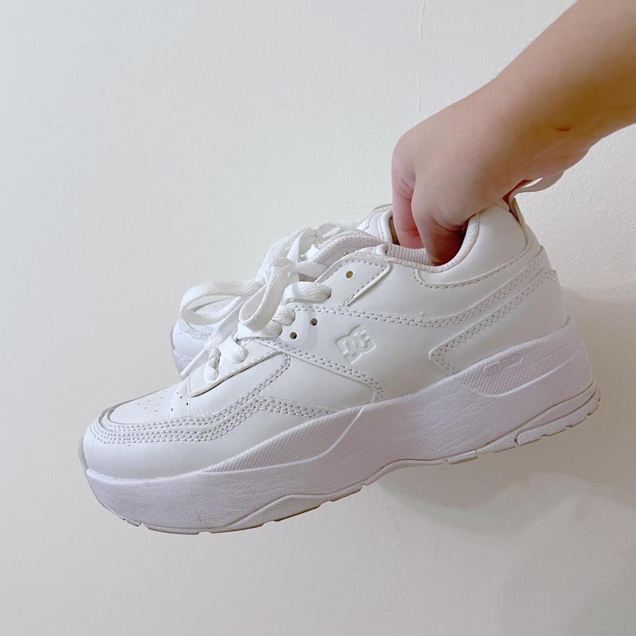 DC Shoes Women's White Trainers | Depop