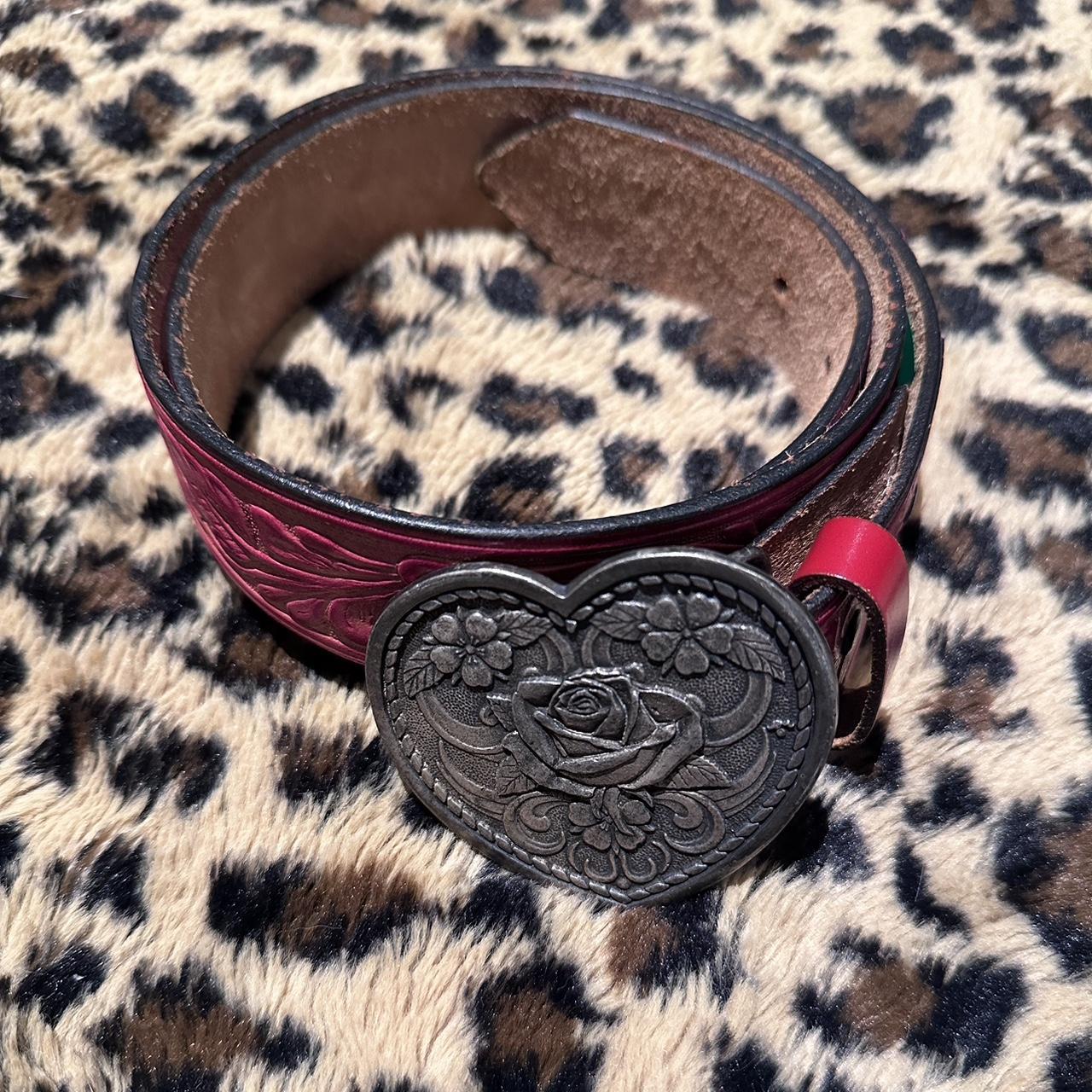 Super cute Hot pink Leather belt with heart detail... - Depop