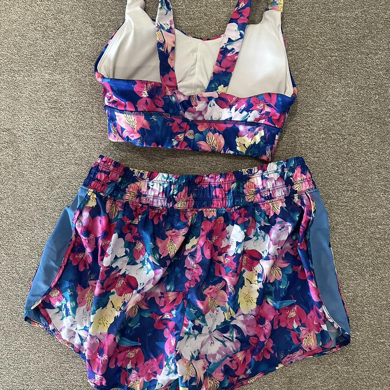 Two piece workout set Fits like a medium In great... - Depop