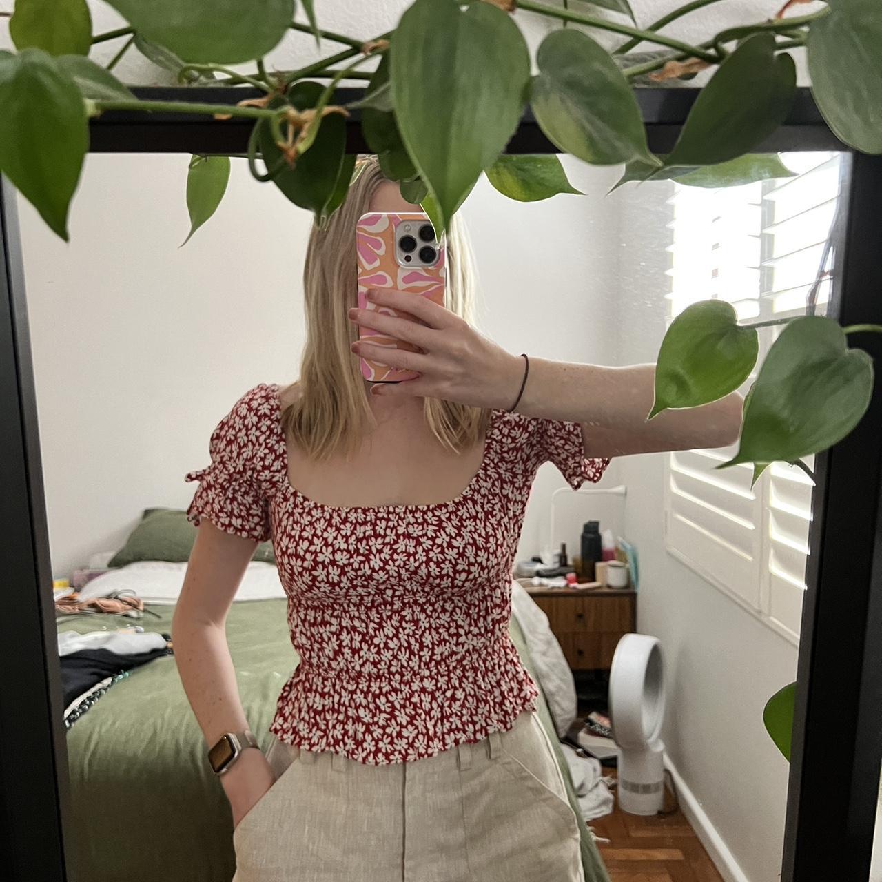 Reformation Floral/Red top - Size 8 - Depop
