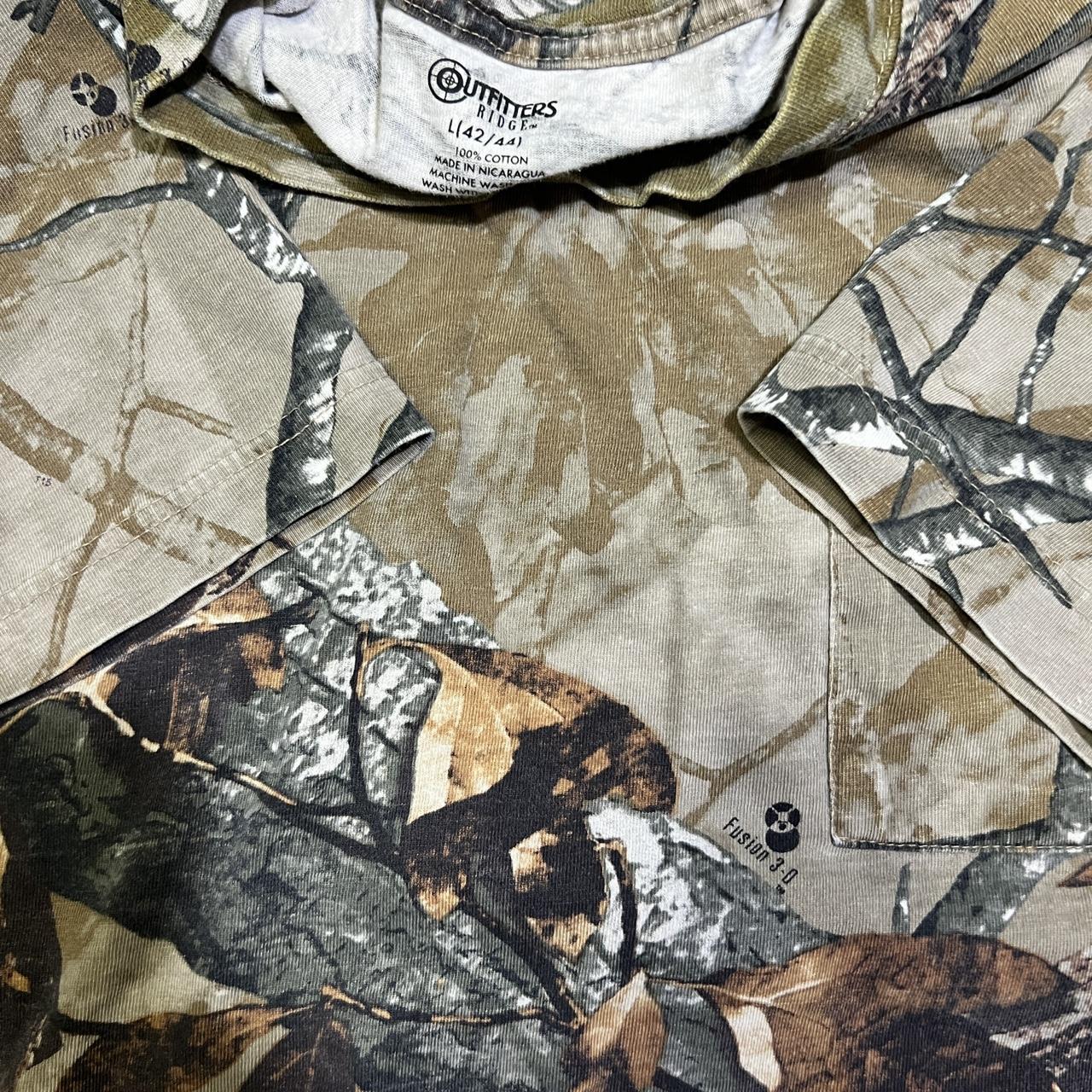 REALTREE CAMO POCKET TEE SHIRT 10/10... - Depop