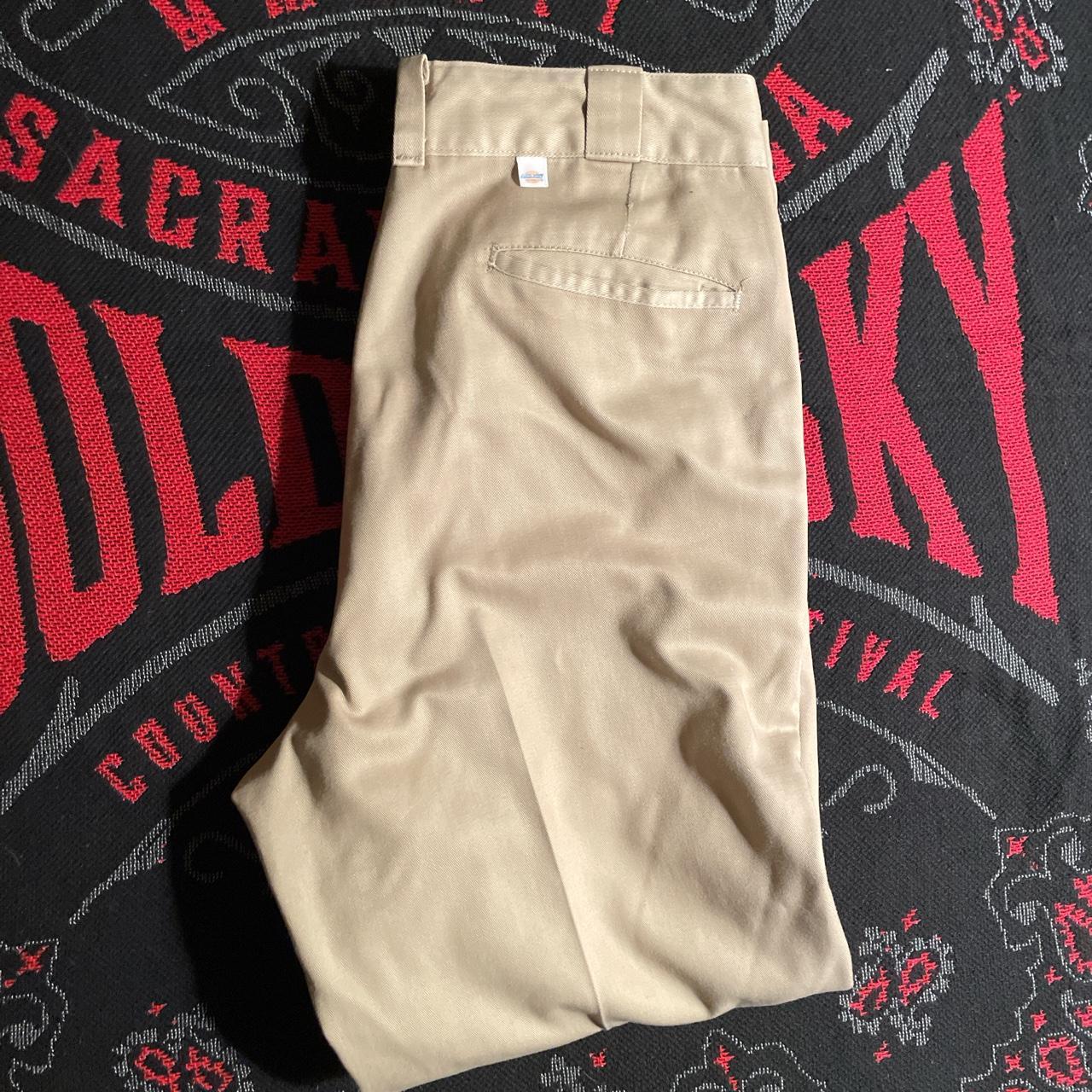 Dickies Khakis Size 33x32 Depop