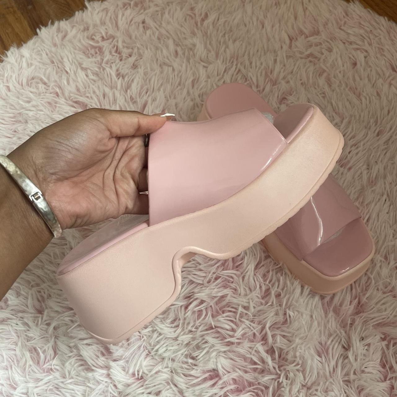 pink platform sandals 👡 - Depop