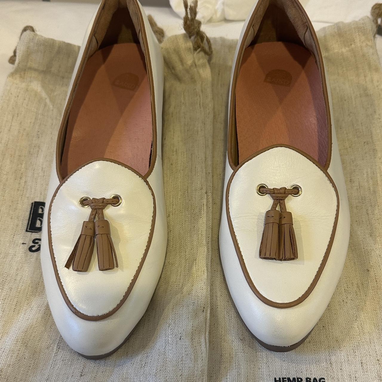 Duckling Ecru Leather Loafers - worn twice but still... - Depop